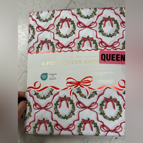 Bedding | Queen Size Holiday Sheet Set | Poshmark